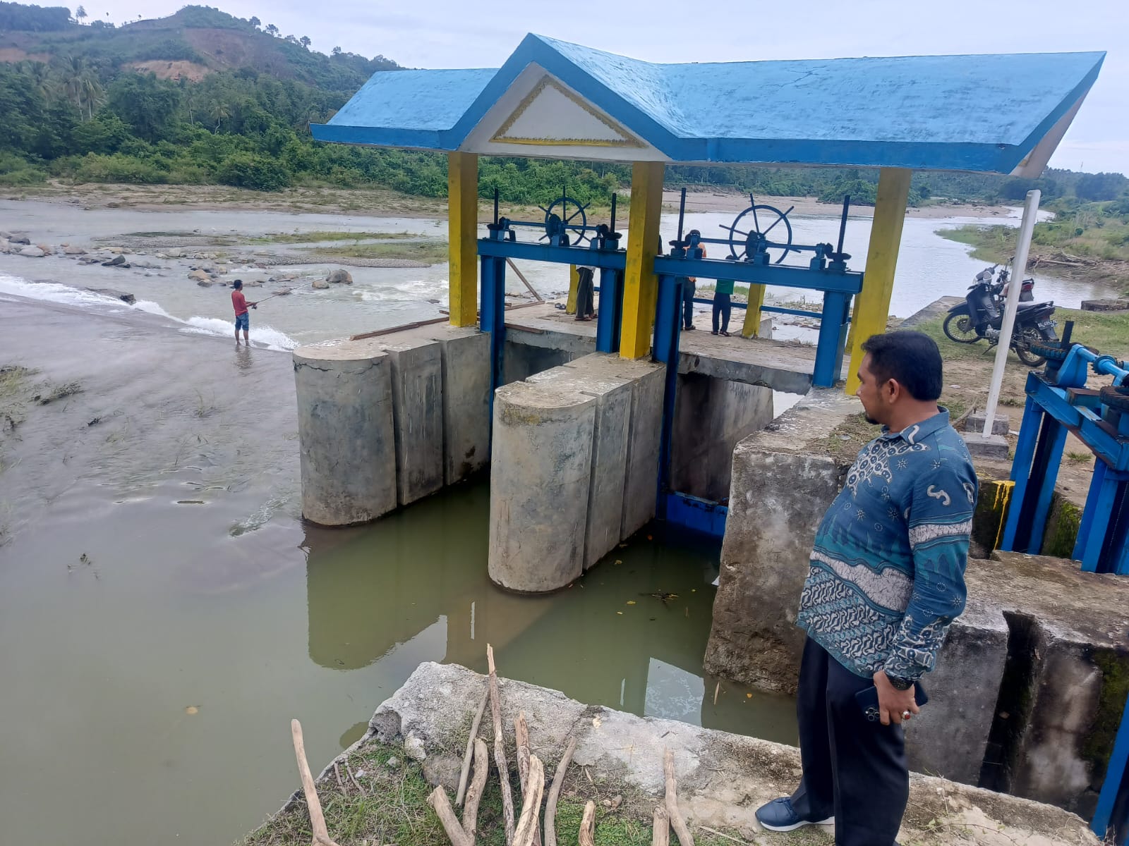 Tersumbat Sampah, Bendungan Irigasi Hagu Butuh Pagar Pengaman