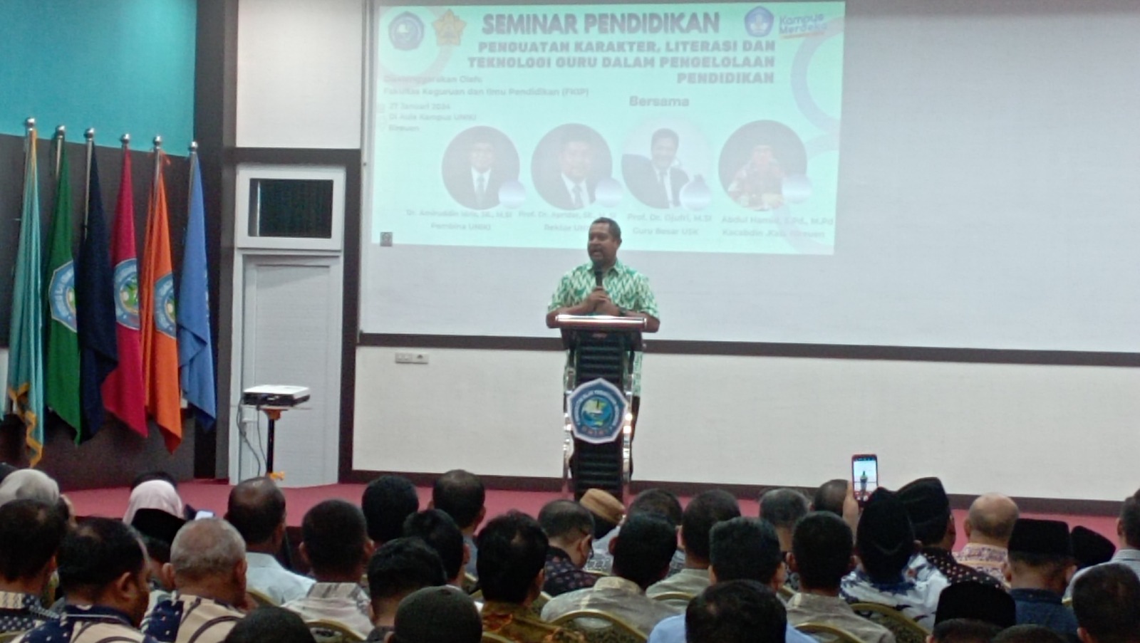 400 Guru dan Kepala Sekolah Ikut Seminar Pendidikan