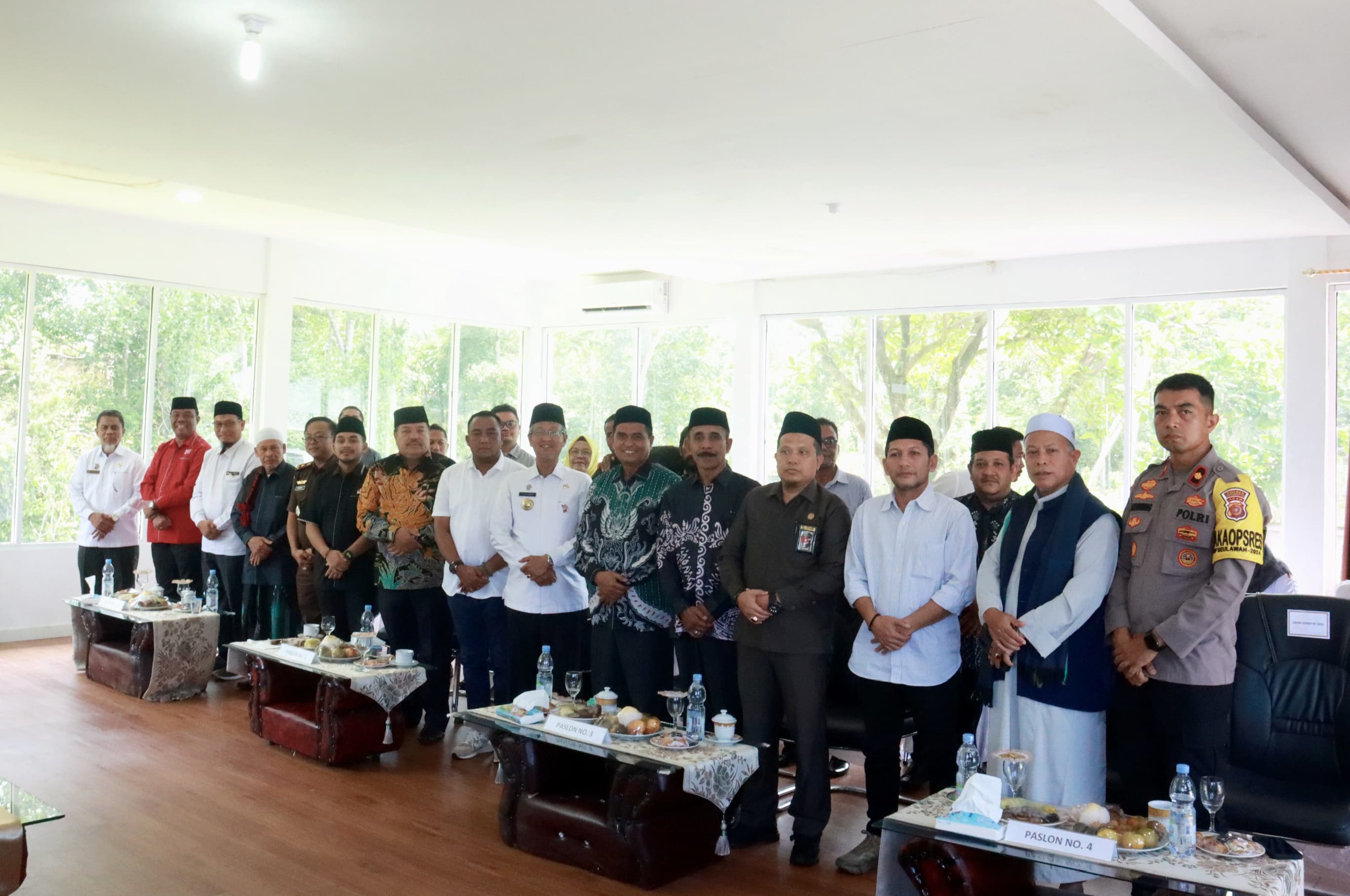 Pj Bupati Nagan Raya Silaturahmi dengan Calon Bupati dan Wakil Bupati